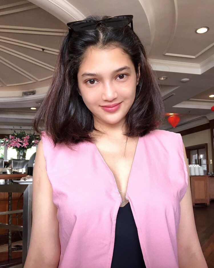 8 Hot Sexy Atikah Suhaime Bikini Pics