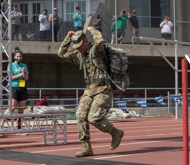 8 Hot Sexy Ayrin Fisher Bikini Pics