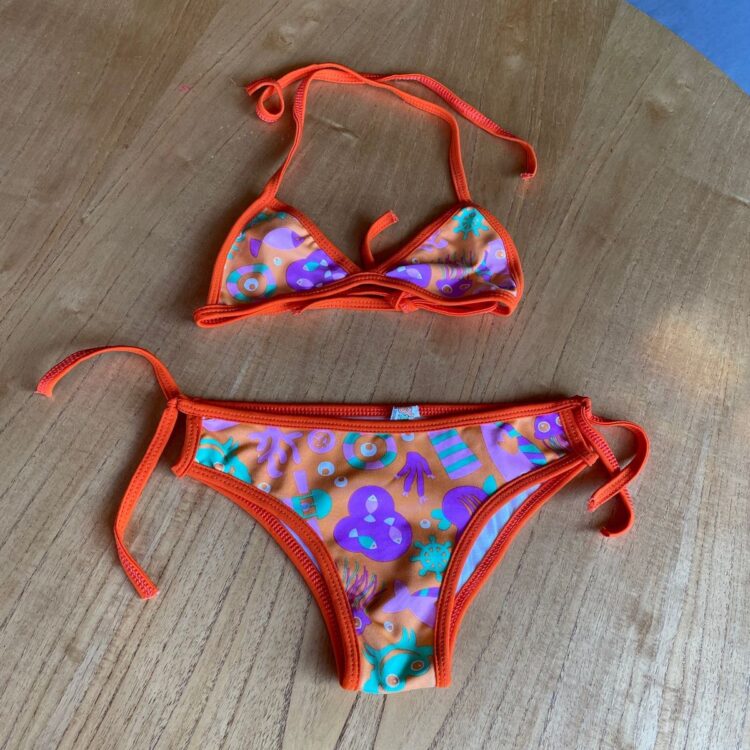 8 Hot Sexy Endy Mesquita Bikini Pics
