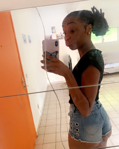 9 Hot Sexy Freshalina Bikini Pics