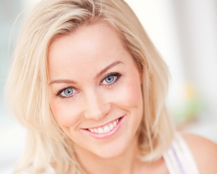 7 Hot Sexy Hanne Sorvaag Bikini Pics