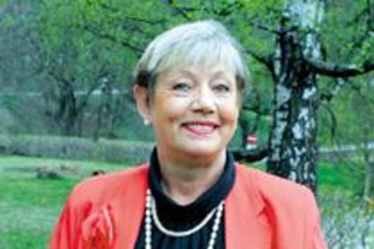 10 Hot Sexy Ivi Eenmaa Bikini Pics