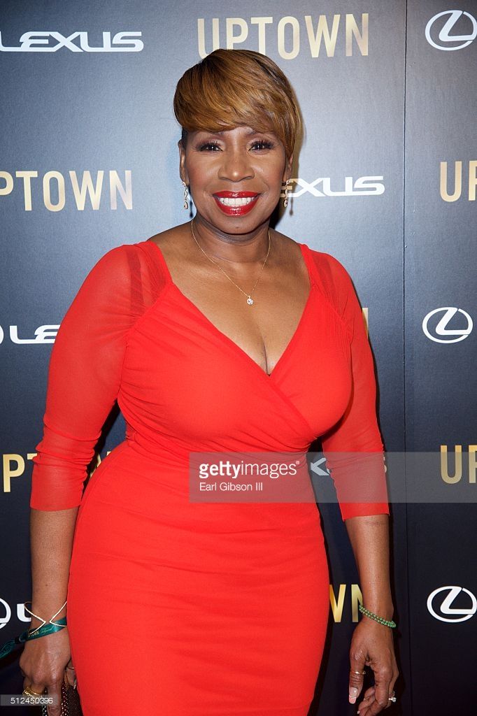 7 Hot Sexy Iyanla Vanzant Bikini Pics