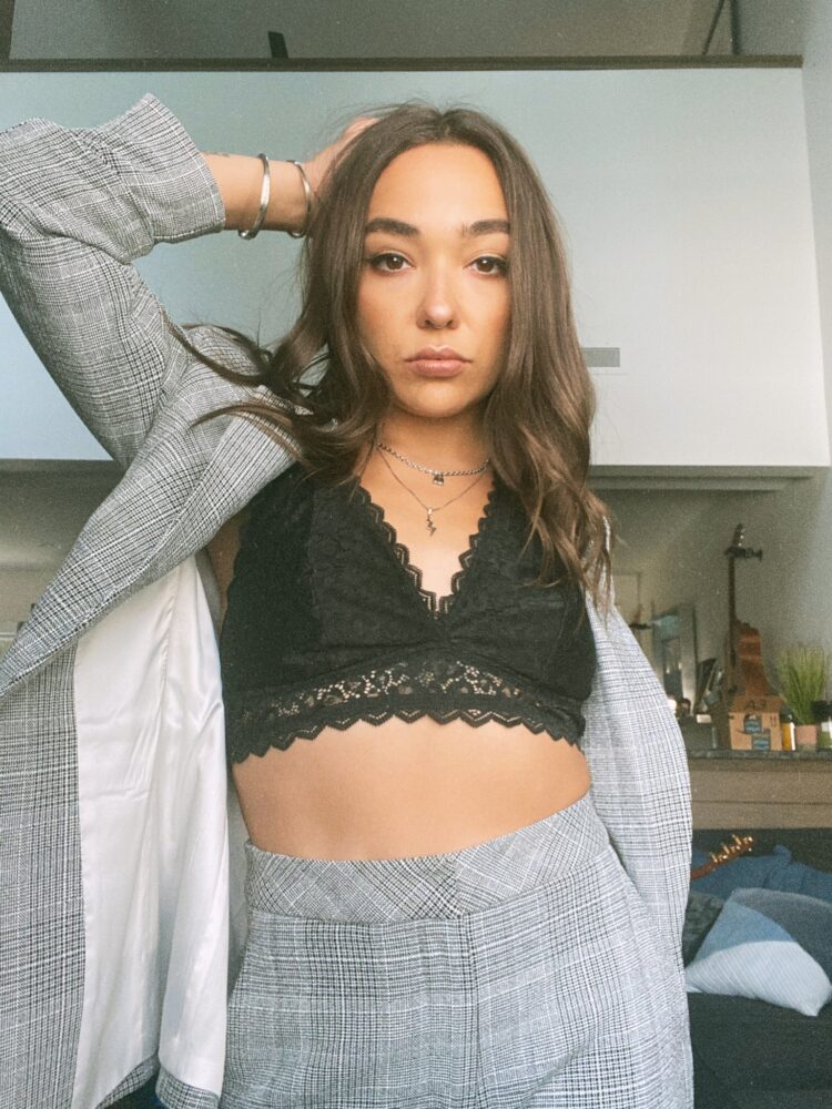 6 Hot Sexy Jennel Garcia Bikini Pics