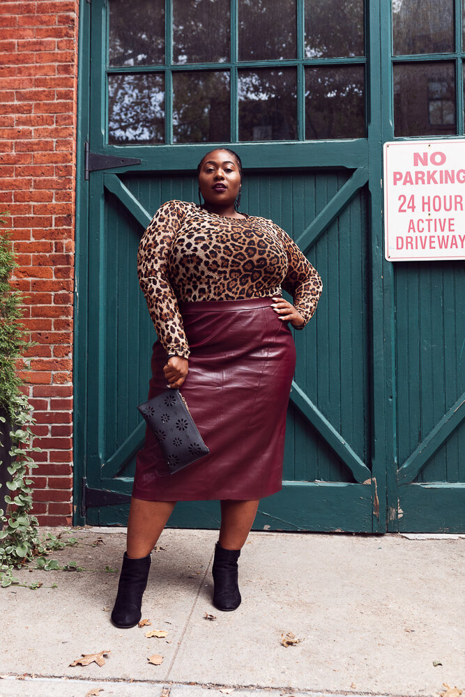 8 Hot Sexy Jezra Matthews Bikini Pics