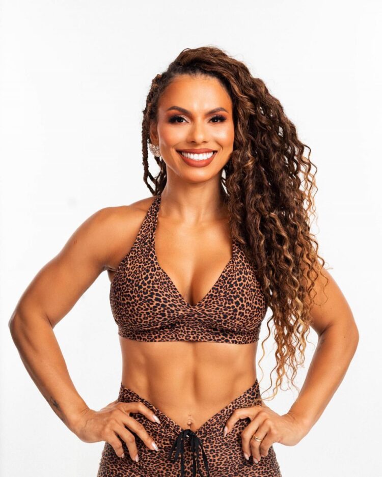 4 Hot Sexy Joicy Maromba Bikini Pics