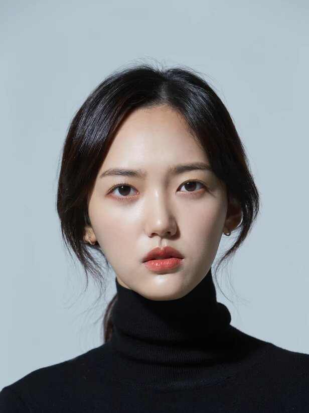 10 Hot Sexy Jung Chae-yul Bikini Pics