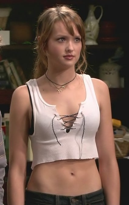 7 Hot Sexy Kaylee Defer Bikini Pics