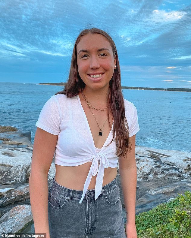 5 Hot Sexy Kirrily Edwards Bikini Pics