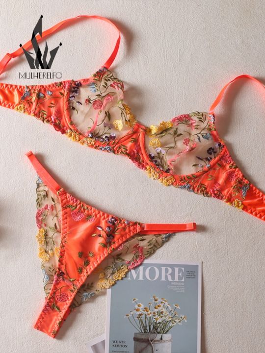 8 Hot Sexy Kit Pearson Bikini Pics