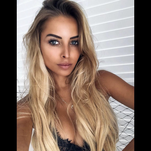 6 Hot Sexy Ksusha Karpova Bikini Pics