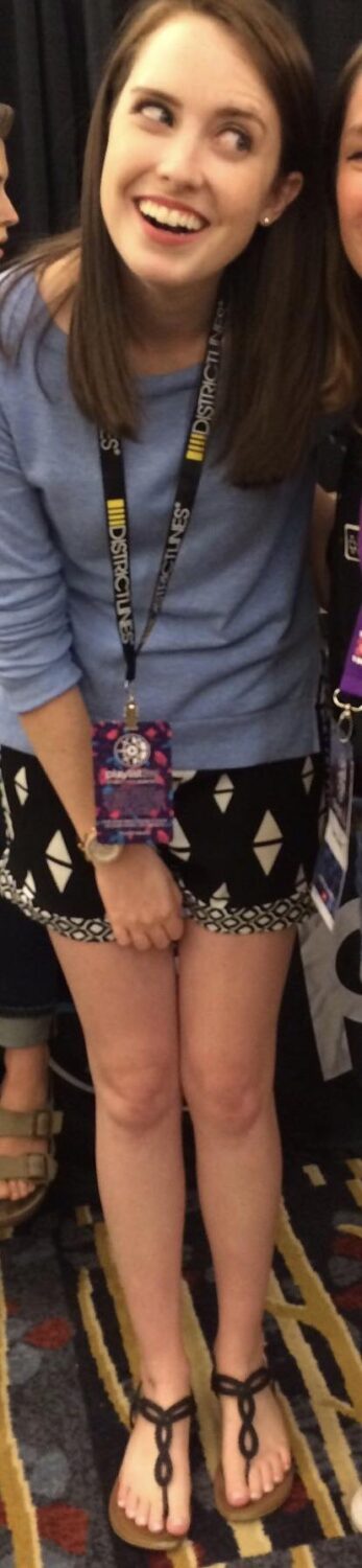 8 Hot Sexy Laina Morris Bikini Pics