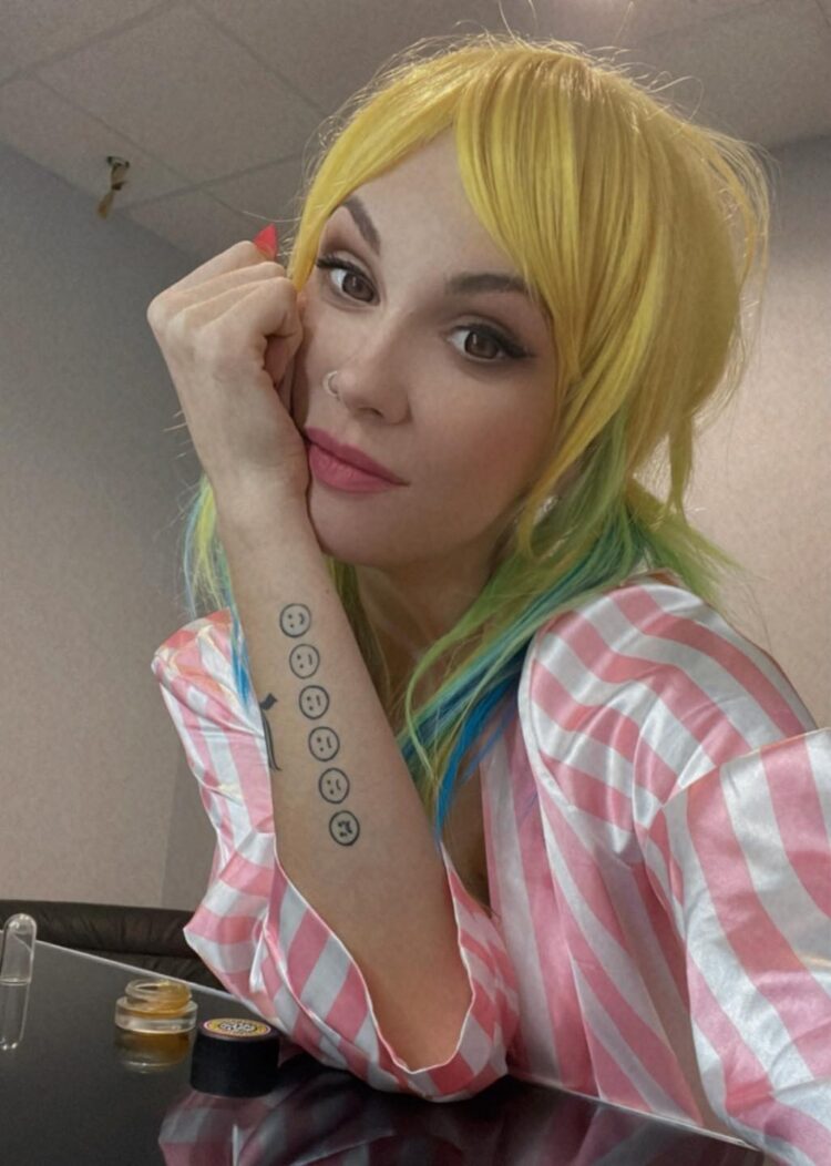 10 Hot Sexy Laney Chantal Bikini Pics