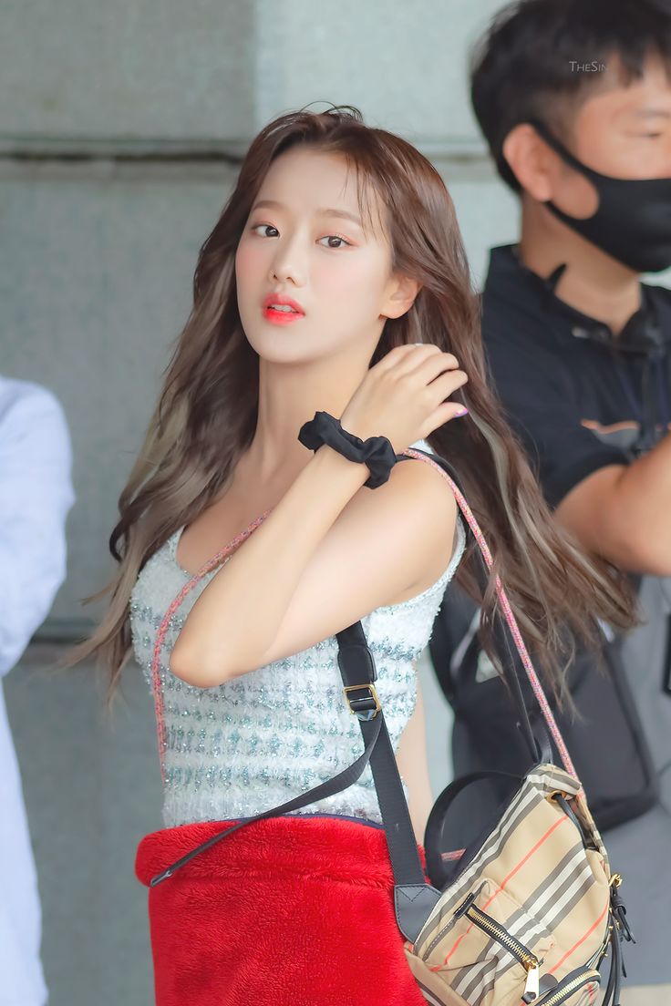 7 Hot Sexy Lee Naeun Bikini Pics