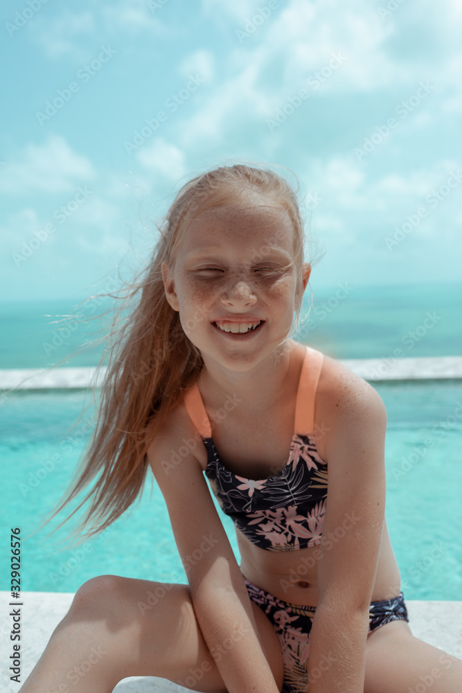 9 Hot Sexy Lil Freckles Bikini Pics