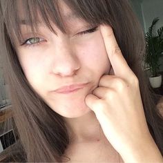 8 Hot Sexy Luna Darko Bikini Pics