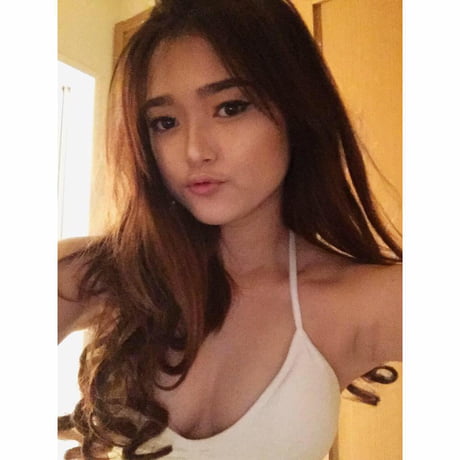 New Hot Sexy Maika Kemmochi Bikini Pics