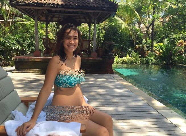 10 Hot Sexy Marcella Zalianty Bikini Pics