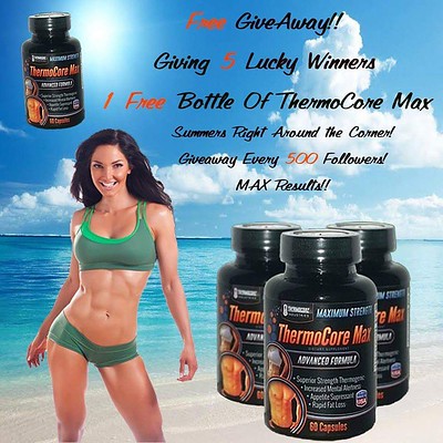 4 Hot Sexy Mari Jones Bikini Pics