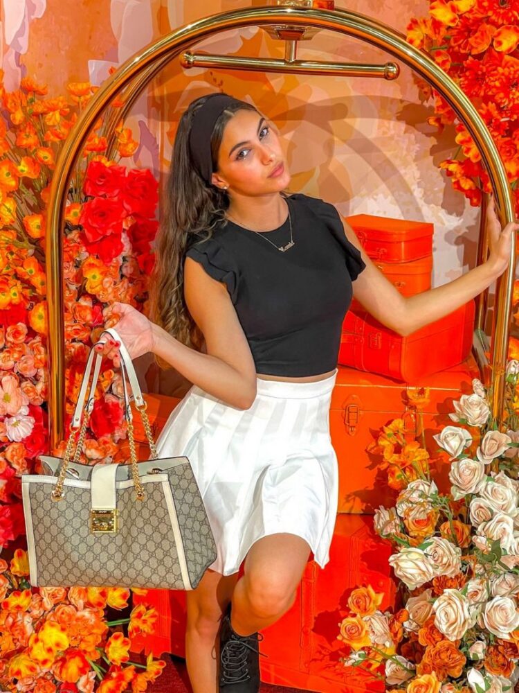 8 Hot Sexy Maria Camila Rocha Bikini Pics