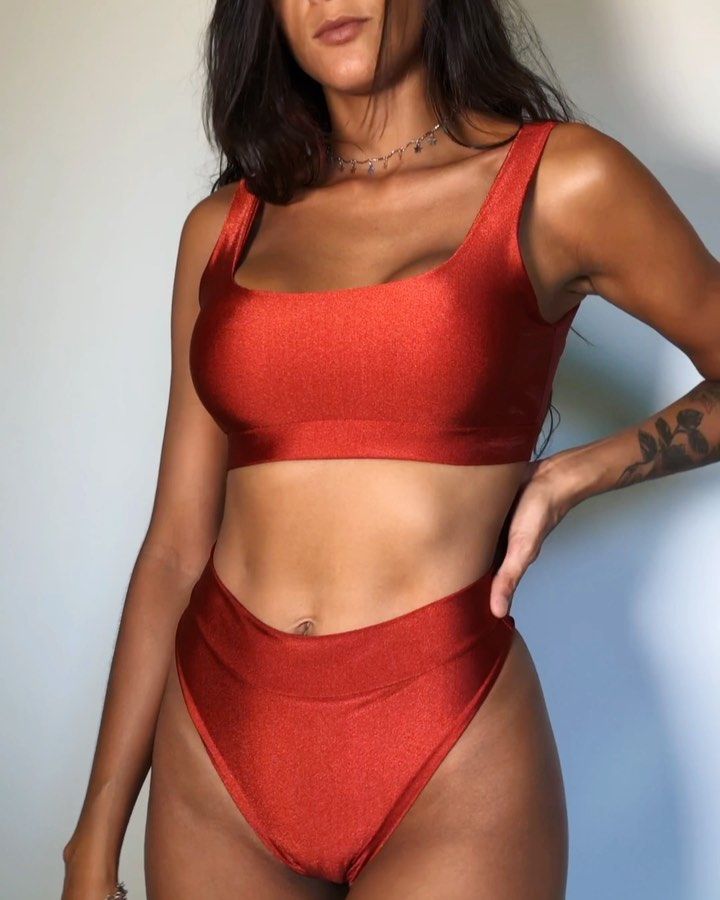 8 Hot Sexy Maria Joana Bikini Pics