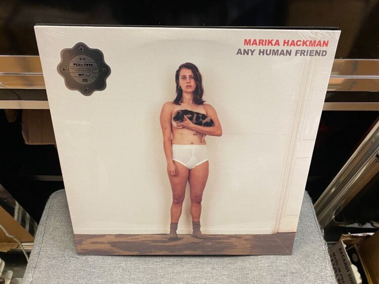 9 Hot Sexy Marika Hackman Bikini Pics