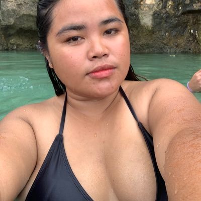 5 Hot Sexy Mary April Bikini Pics