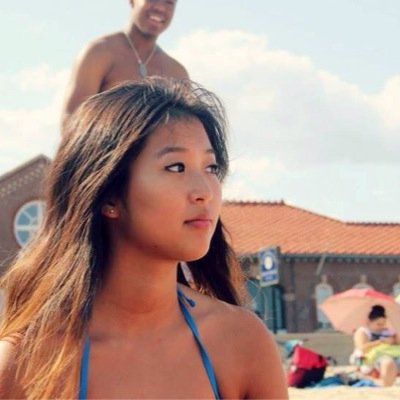 5 Hot Sexy Megan Lee Bikini Pics
