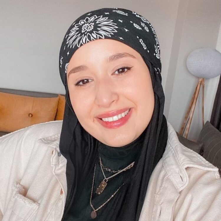 4 Hot Sexy Mkazba Chaimae Bikini Pics