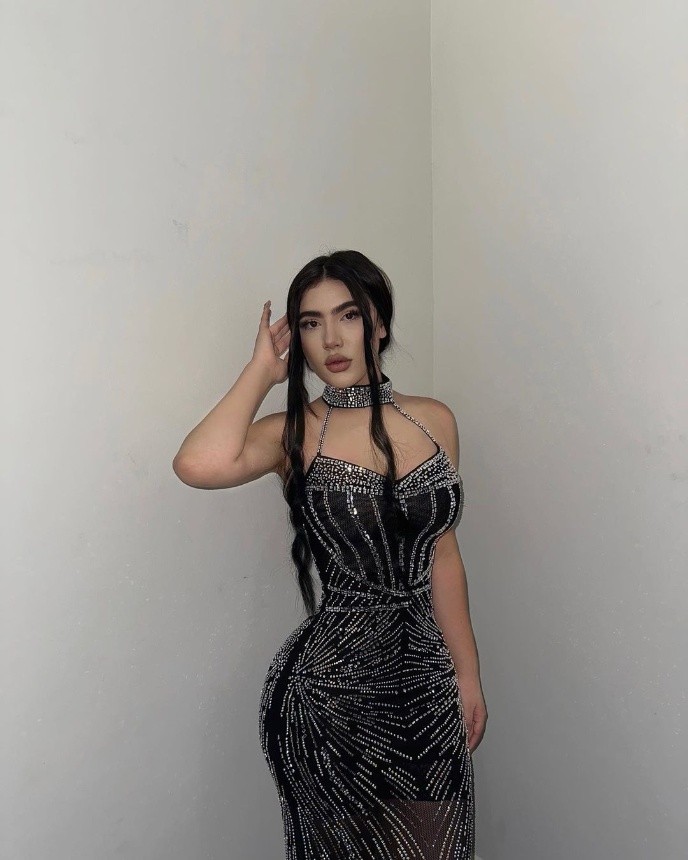 7 Hot Sexy Mont Pantoja Bikini Pics