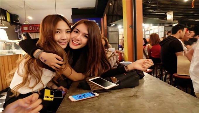 6 Hot Sexy Naenae Suthatta Bikini Pics