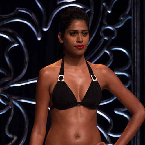 7 Hot Sexy Neev Alls Bikini Pics