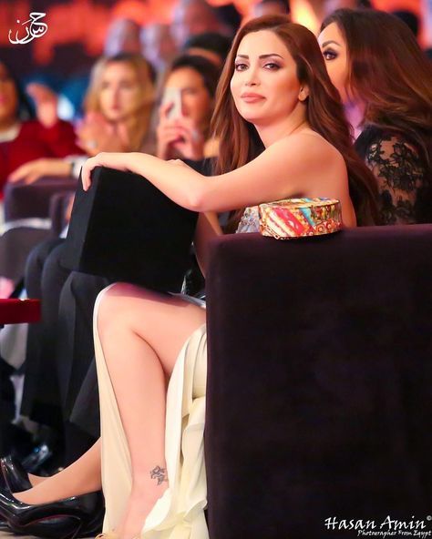 6 Hot Sexy Nesreen Tafesh Bikini Pics