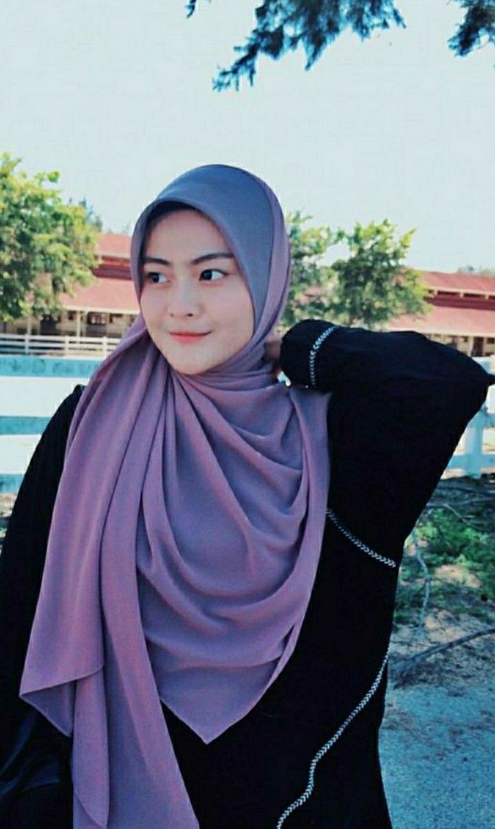 5 Hot Sexy Nurizyan Bikini Pics