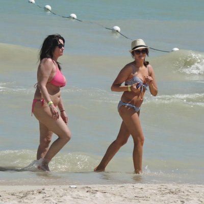 7 Hot Sexy Paty Diaz Bikini Pics