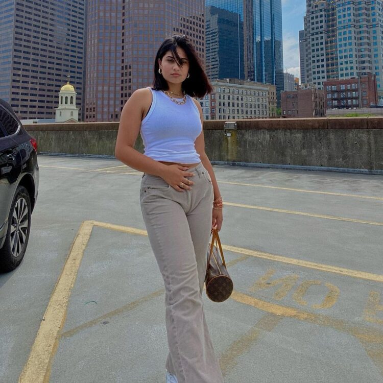 7 Hot Sexy Paula Samira Bikini Pics