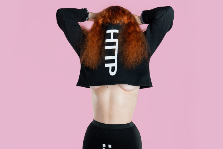 5 Hot Sexy Phebe Schmidt Bikini Pics