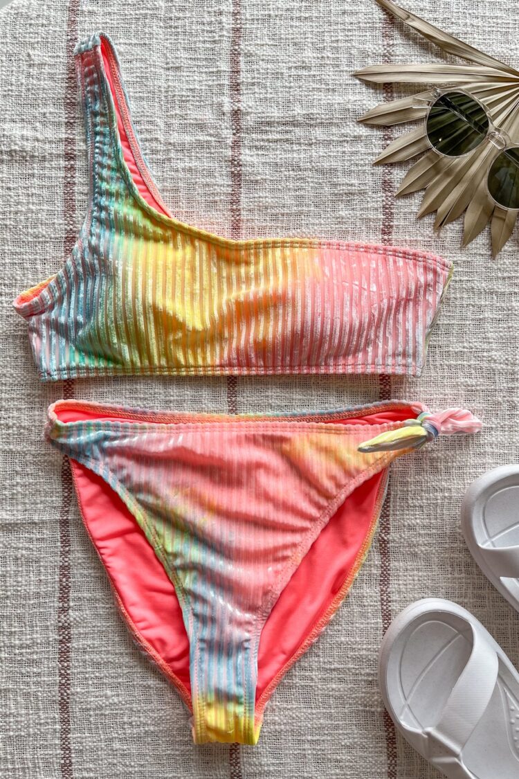 7 Hot Sexy Pixelated Candy Bikini Pics