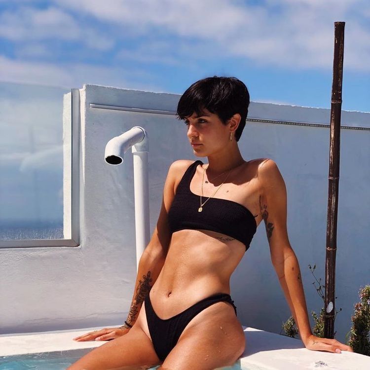 10 Hot Sexy Pixiecult Bikini Pics