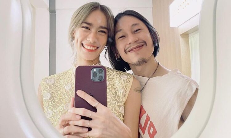 New Hot Sexy Ploy Aurthaveekul Bikini Pics