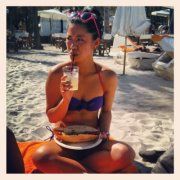 8 Hot Sexy Priscilla Wong Bikini Pics