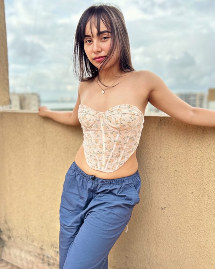 5 Hot Sexy Proneeta Swargiary Bikini Pics