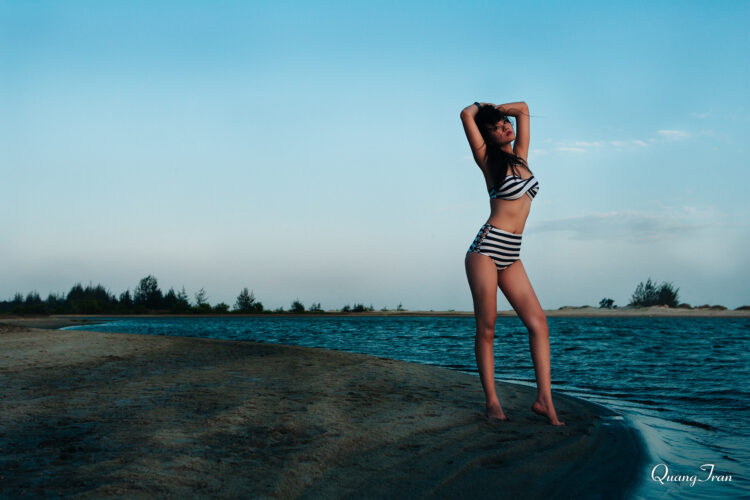 5 Hot Sexy Quang Tran Bikini Pics