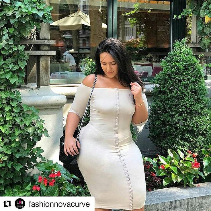 7 Hot Sexy Queenv.c Bikini Pics