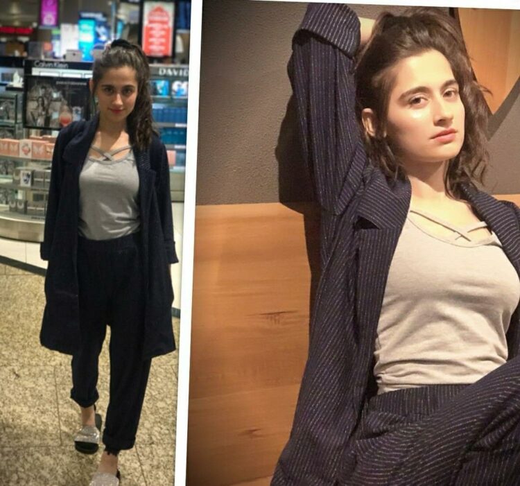 8 Hot Sexy Rabail Sheikhz Bikini Pics