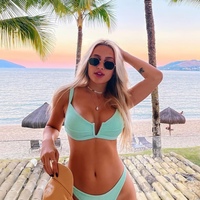 3 Hot Sexy Raquel Vaz Rabetao Bikini Pics