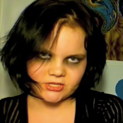 10 Hot Sexy ravenisaposer aka Sarah Bikini Pics