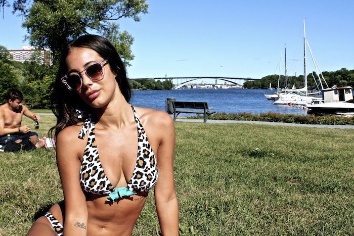 10 Hot Sexy Rebecca Simonsson Bikini Pics