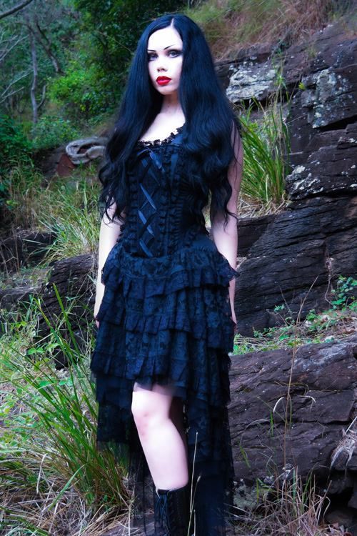 9 Hot Sexy ReeRee Phillips Bikini Pics