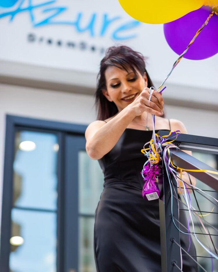 3 Hot Sexy Rhiann Stevens Bikini Pics